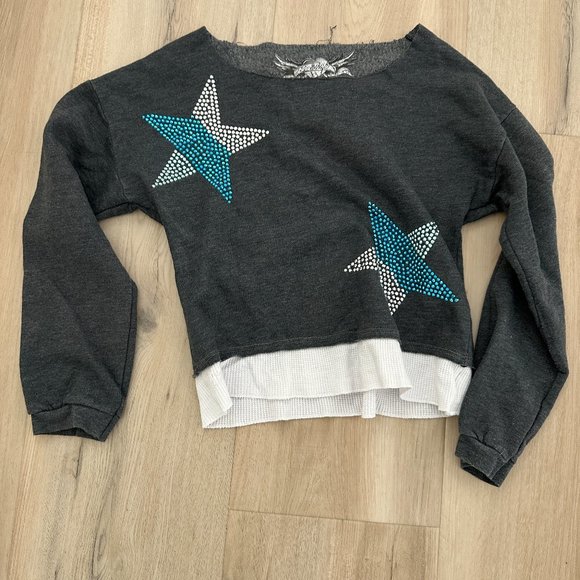 So Nikki | Shirts & Tops | So Nikki Sweatshirt With Bedazzled Star And ...